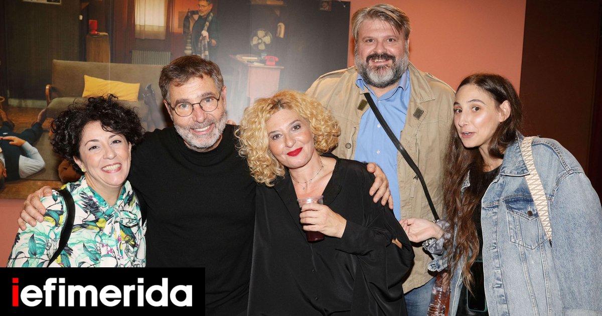 Θοδωρής Αθερίδης: Η κόρη και η σύντροφός του στην πρεμιέρα της ...